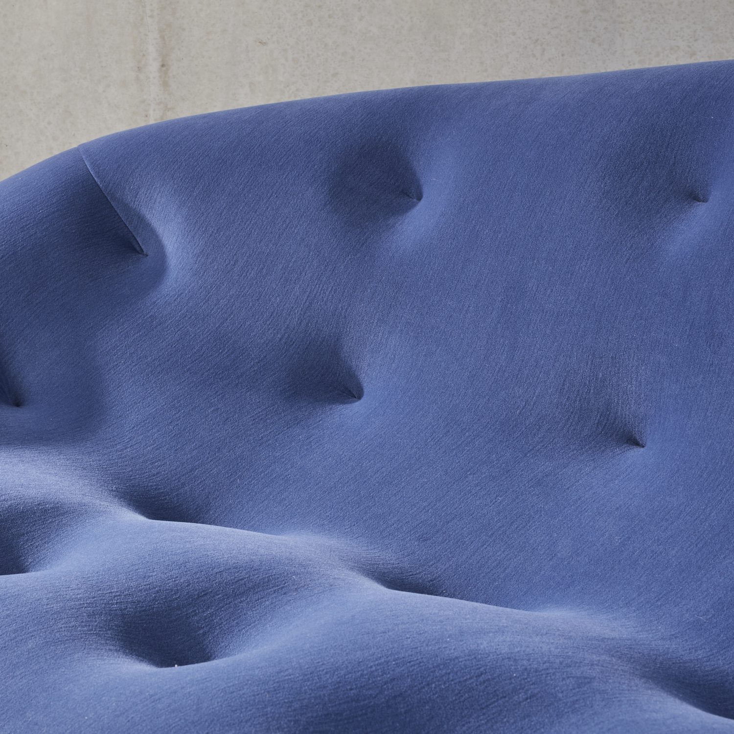 Ploum Sofa - Kasstoor | Sophisticated Amsterdam Living : Kasstoor ...