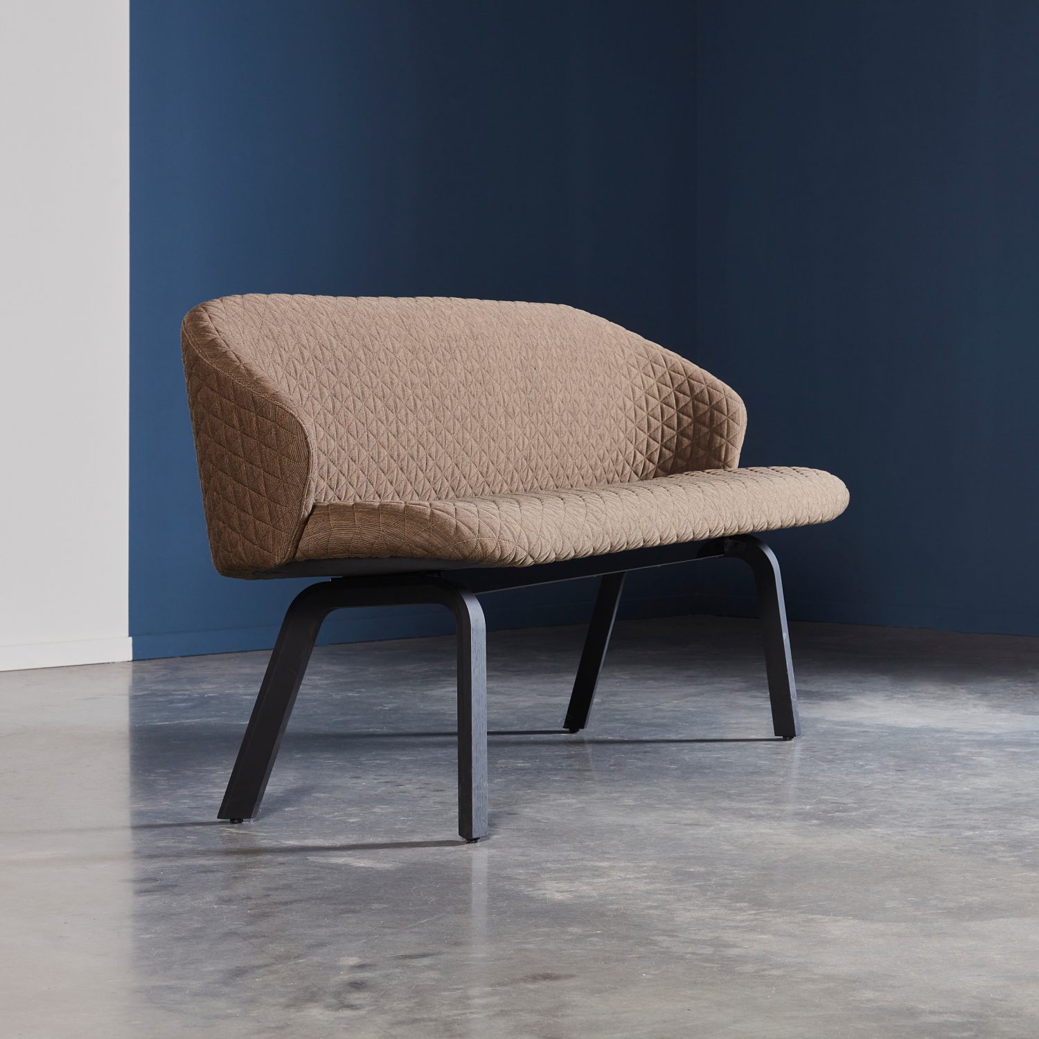 Close Bench 185 - Kasstoor | Sophisticated Amsterdam Living : Kasstoor ...